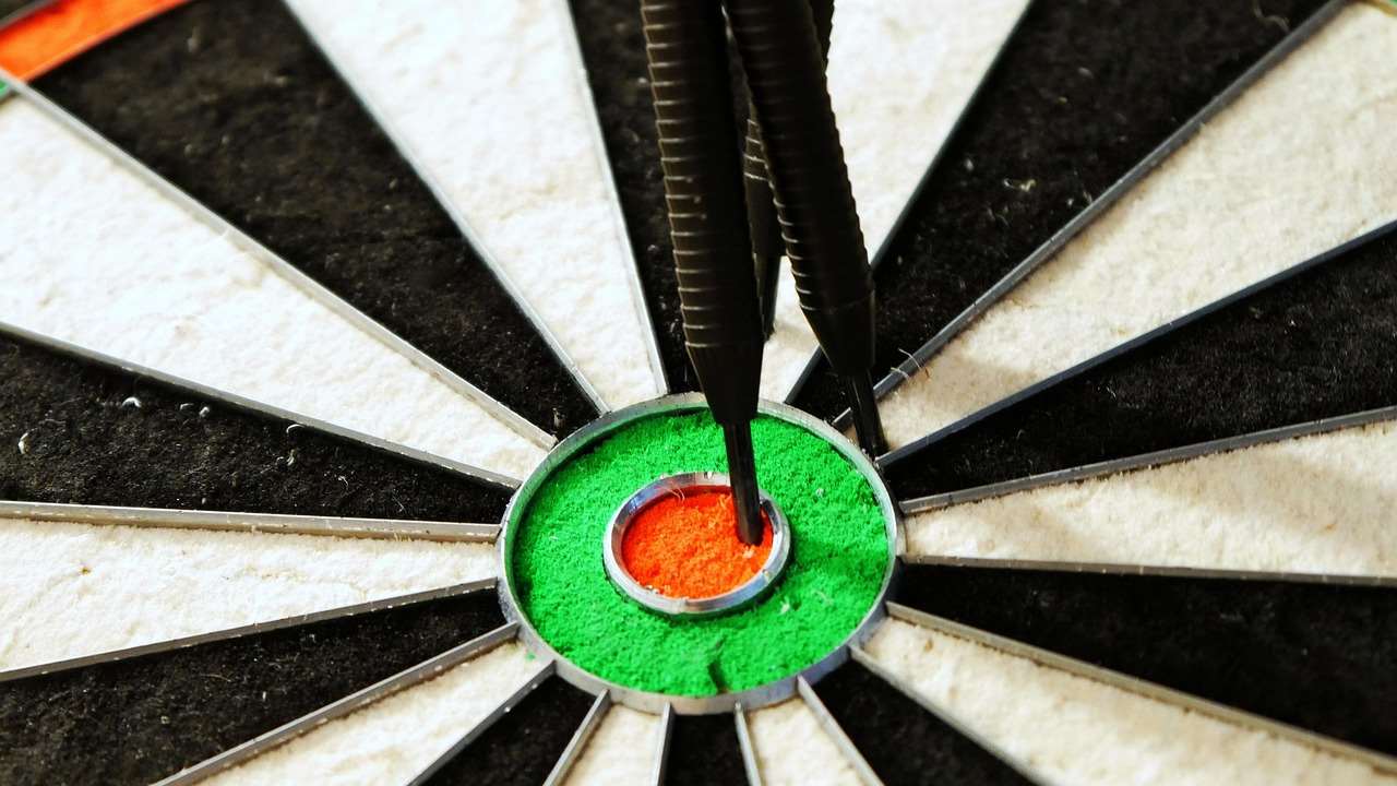 Rules for 'Shanghai' darts: Ace the Standard vs Fun Twist!